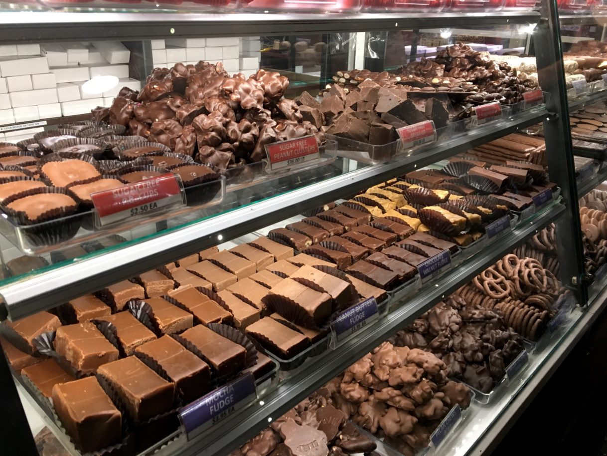 Li-Lac Chocolates in Chelsea Market – New York, New York – 12/11/2018 ...