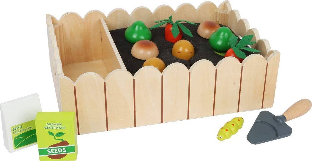 Life’s a Garden Dig It: Small Foot Wooden Toys Vegetable Garden Playset ...
