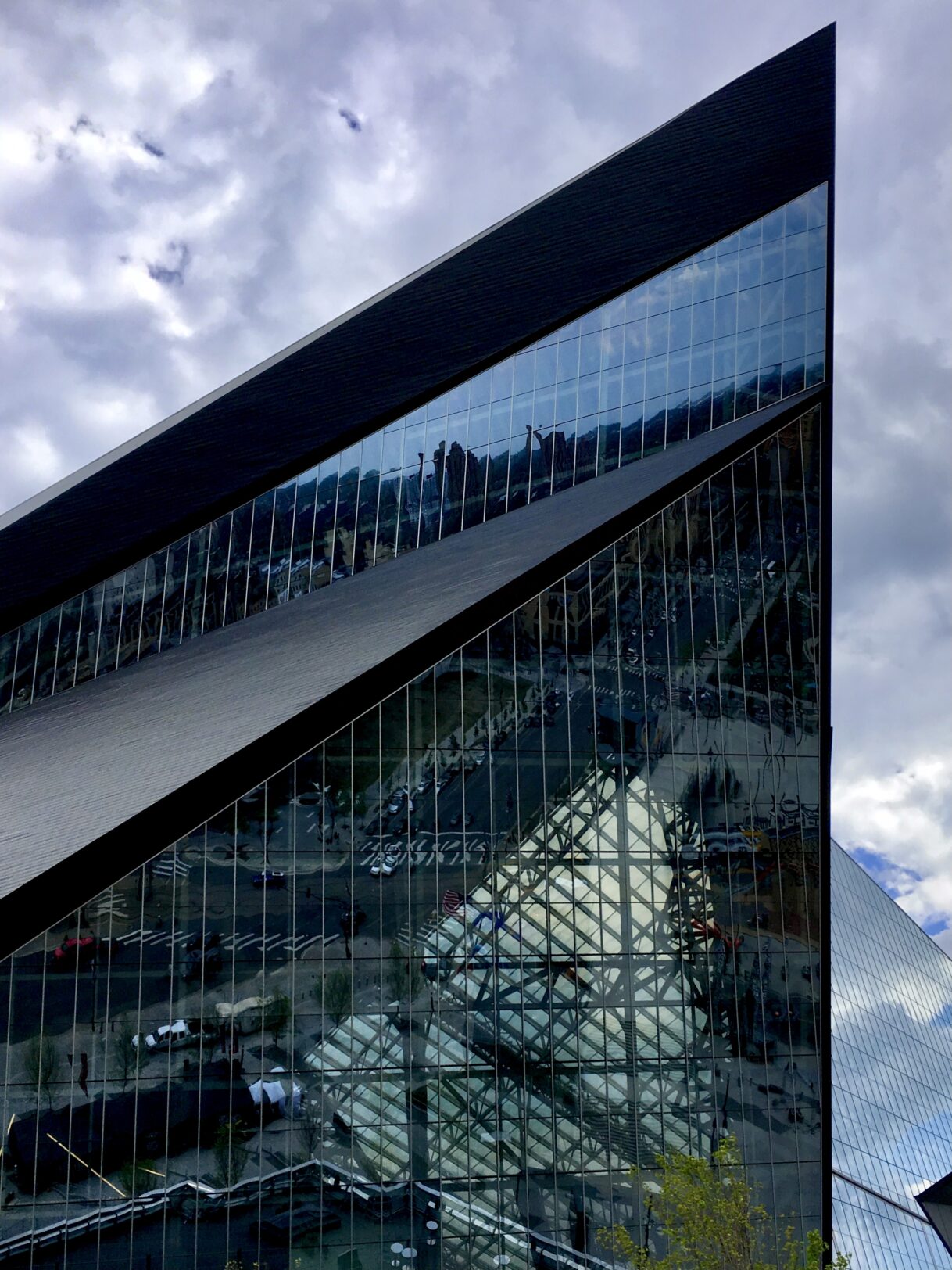 US Bank Stadium – Home of the Minnesota Vikings NFL Football Team ...