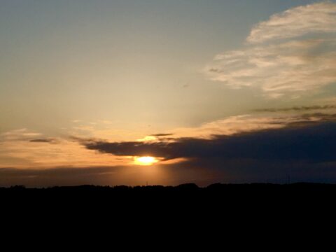 From Endless Fields of Agriculture into the Brilliance of the Setting ...