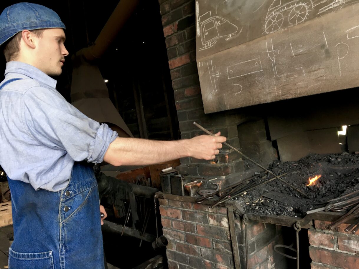 Los Muros De Burque: The Mother Road / El Camino de Los Caminos ...
